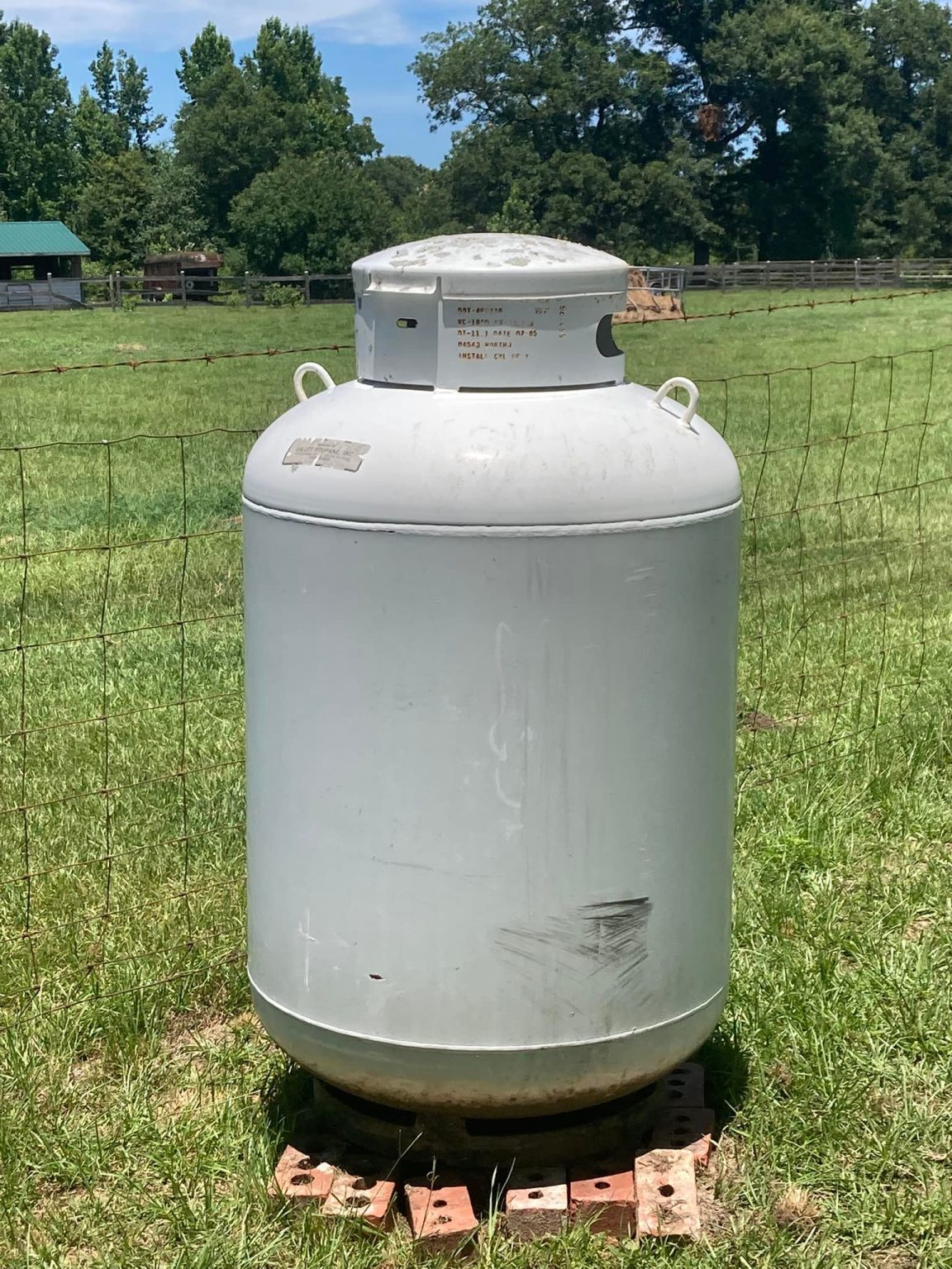 Buy 120 Gallon Propane Tanks Online ASME & DOT - 120 Gallon Vertical ...